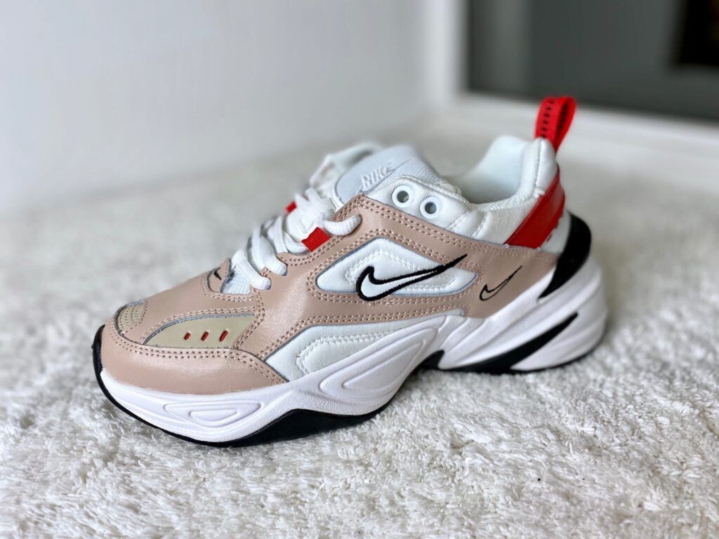 Купить кроссовки Nike M2K Tekno бежевые с красным в СПб