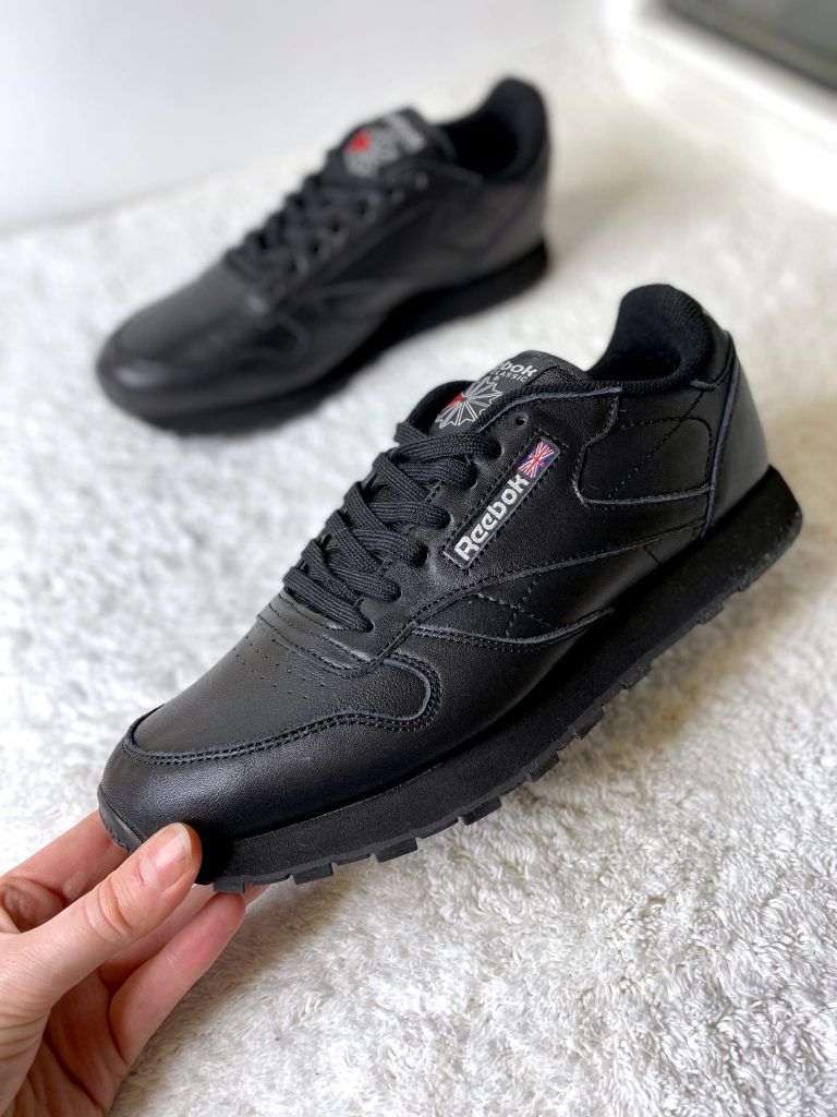 Купить кроссовки Reebok Classic черные из мягкой кожи в СПБ