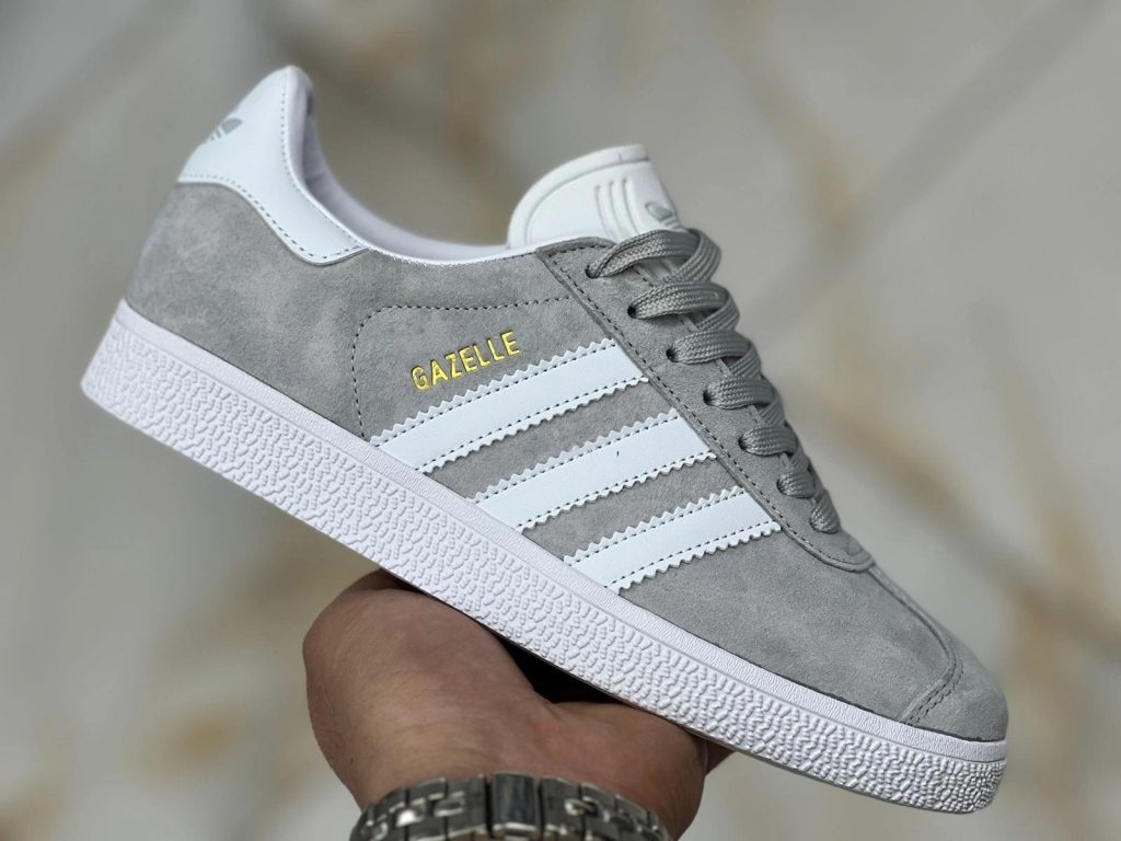 Купить кеды Adidas Gazelle светло серые в магазине обуви СПб